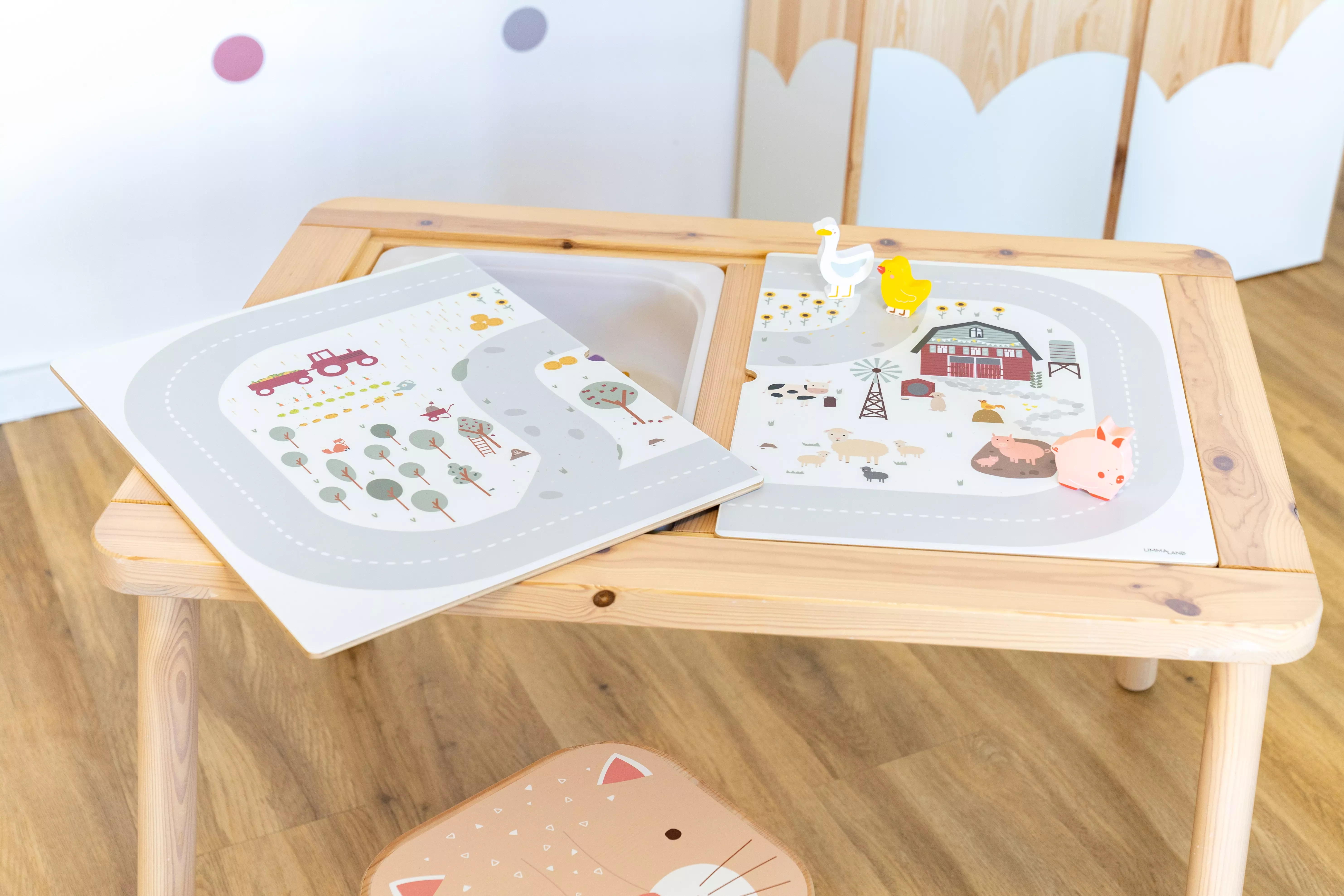 Klebefolie für IKEA FLISAT Kindertisch - Bauernhof